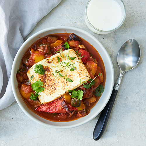 Pannoumi med ratatouille - Skånemejerier Storhushåll